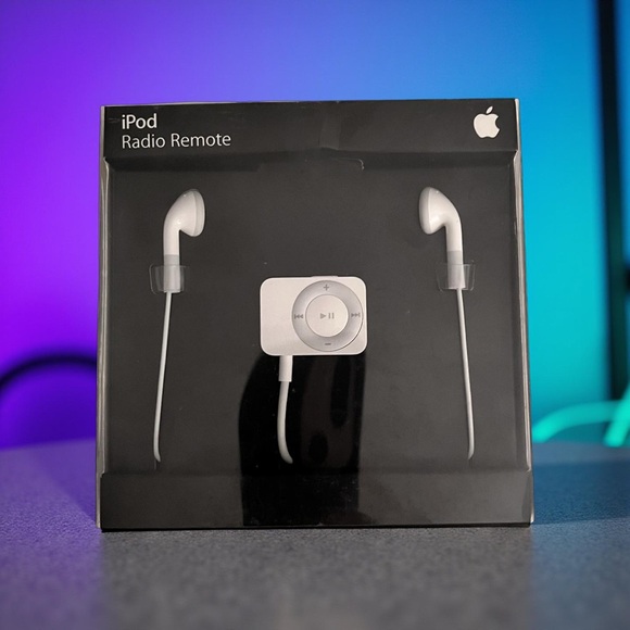 Apple | Media | Apple Ipod Radio Remote With White Earbuds | Poshmark